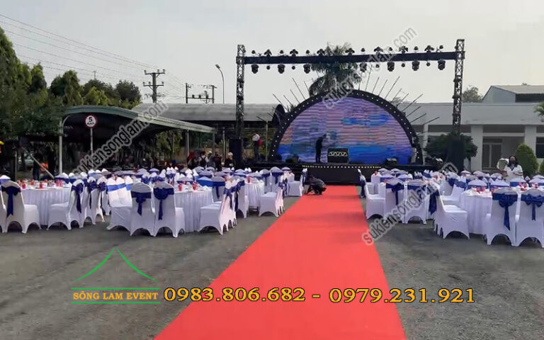 Cho thuê bàn ghế sự kiện tổ chức Year End Party Saf-Việt 2024