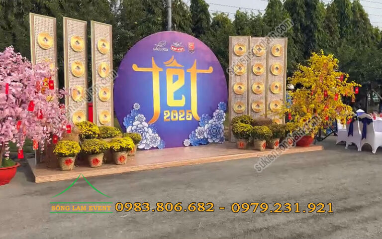 Cho thuê bàn ghế sự kiện tổ chức Year End Party Saf-Việt 2024